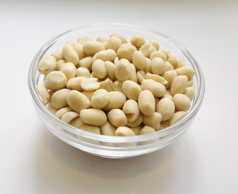 How Does The Roasted Peanut Peeling Machine Remove The Skin?